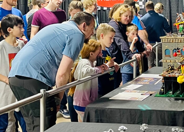 BrickUniverse Raleigh LEGO® Fan Expo - Midtown Magazine